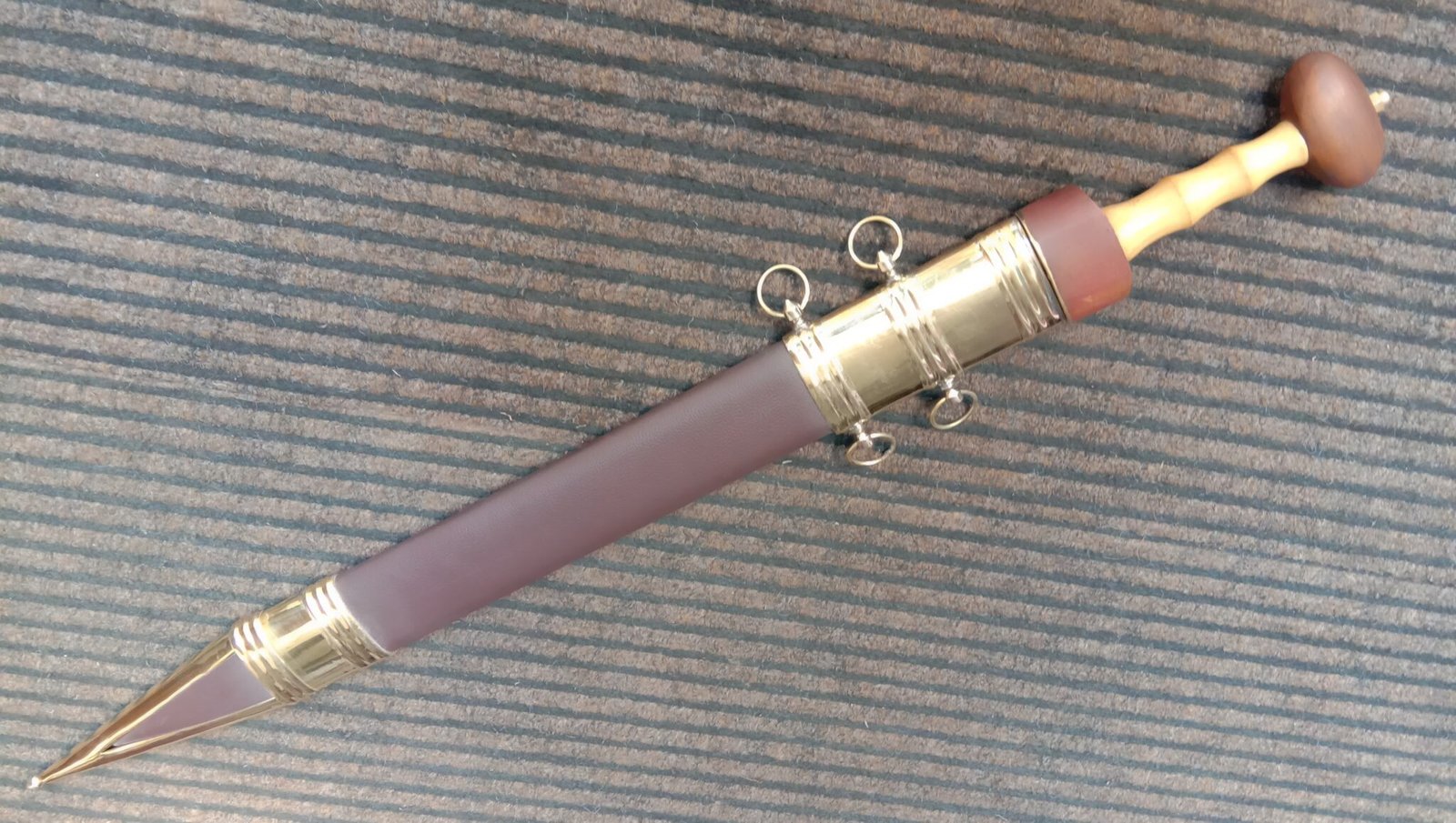 Buy Most Iconic Roman Gladiator Sword - Gladius | SMEWIndia