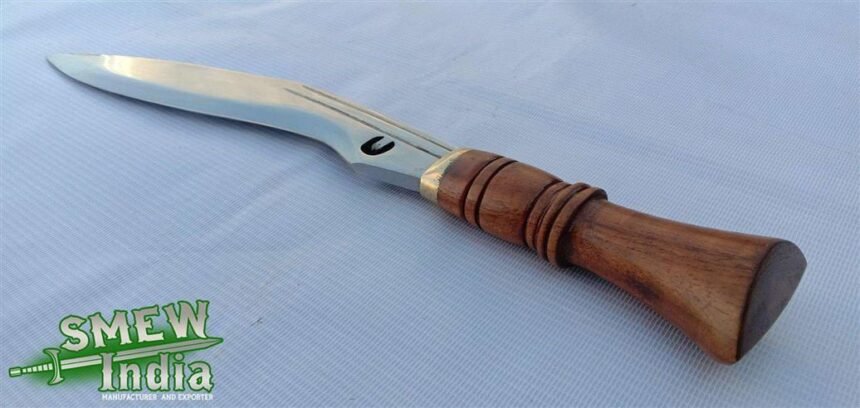 Wooden handle Nepali duty kukri | 17" Survival Knife | Smew