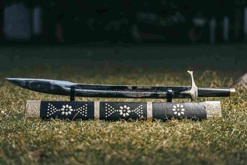 Buy Affordable Wholesale Swords in Dubai | SMEWIndia